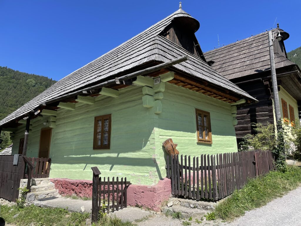 Vlkolínec – An Authentic UNESCO Village Located in the Clouds – Too ...